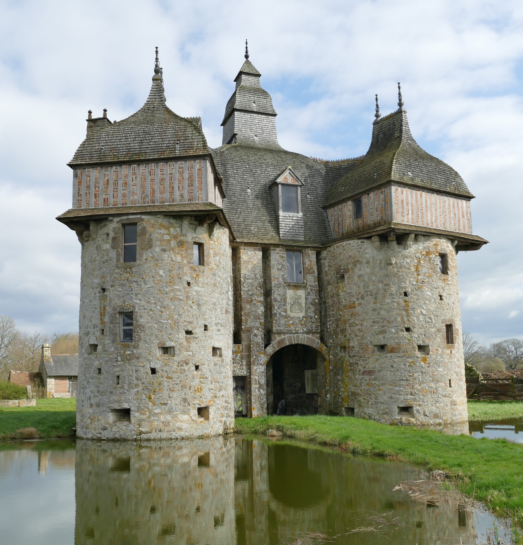 Devenir châtelain pour le prix d’un studio parisien
